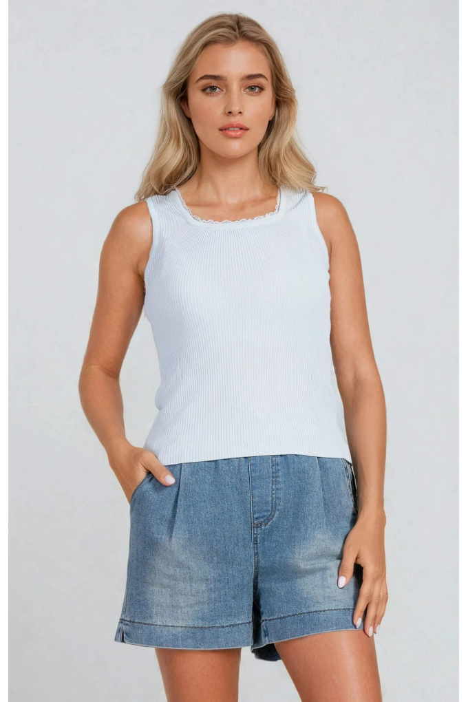 Дамски рипсен потник в светлосиньо с дантела по деколтето - Gang.bg