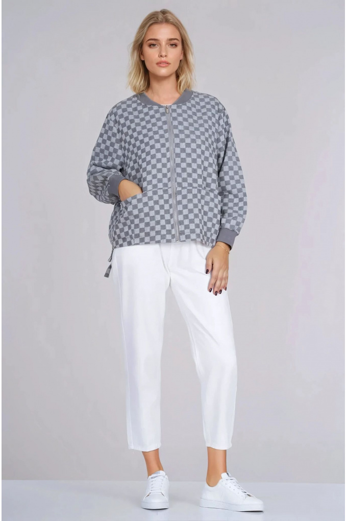 Дамско преходно яке в сиво с шахматен принт - Gang.bg
